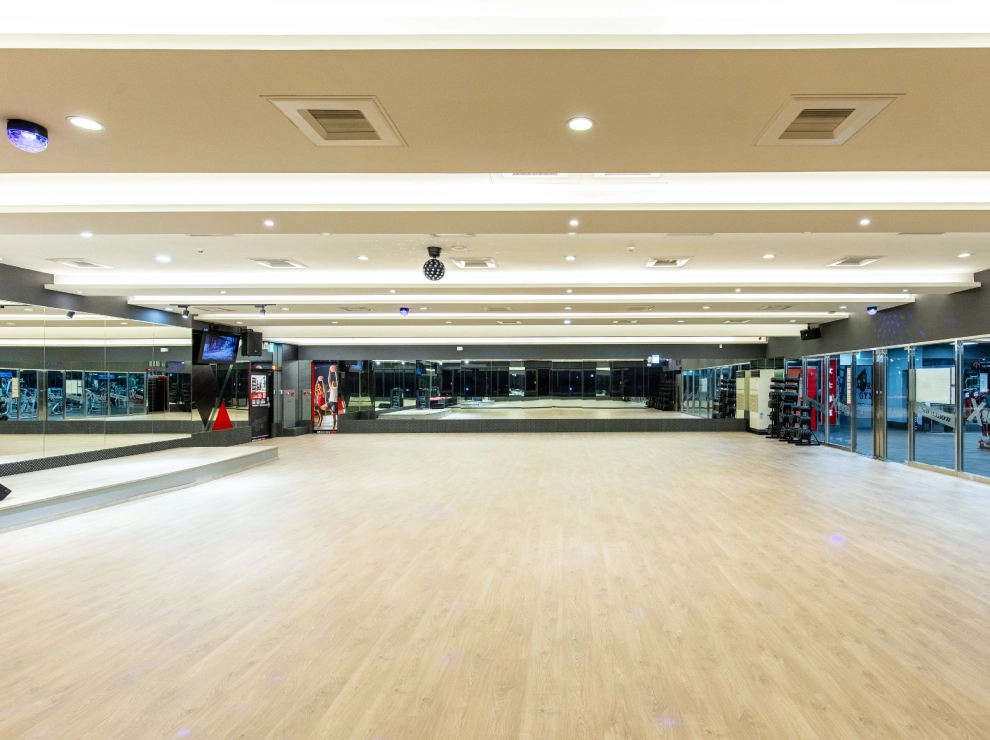 台南仁德店｜尋找健身房｜World Gym世界健身俱樂部