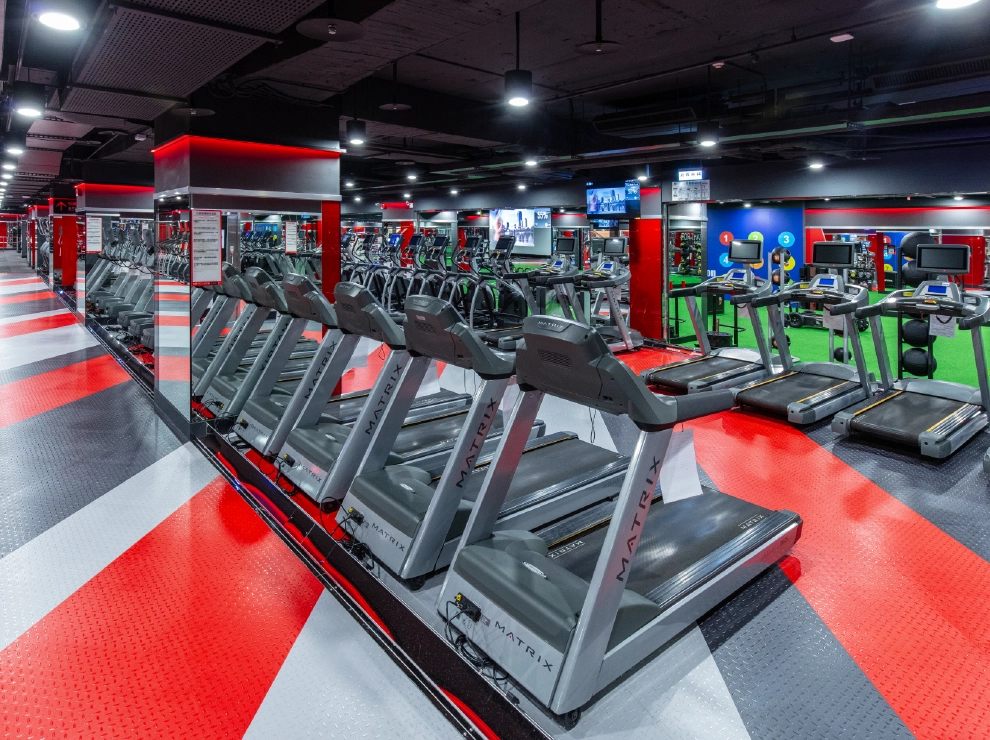 Taipei Station Club | Facilities | Taipei Gym Location | World Gym ...