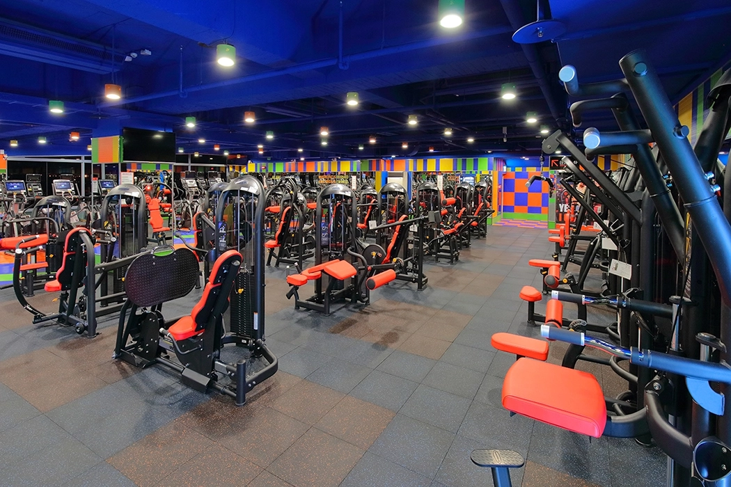 Neihu Gangqian Club | Facilities | Neihu Gym Locations | World Gym ...
